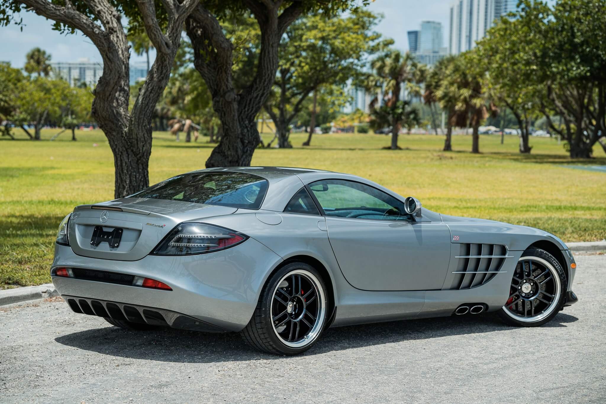 PCarmarket Is Selling A 3k-Mile Mercedes-Benz SLR McLaren 722