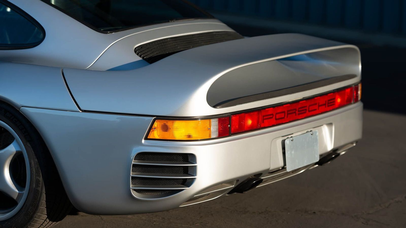 The First Supercar, A Porsche 959 Komfort, Is Selling At Broad Arrow ...