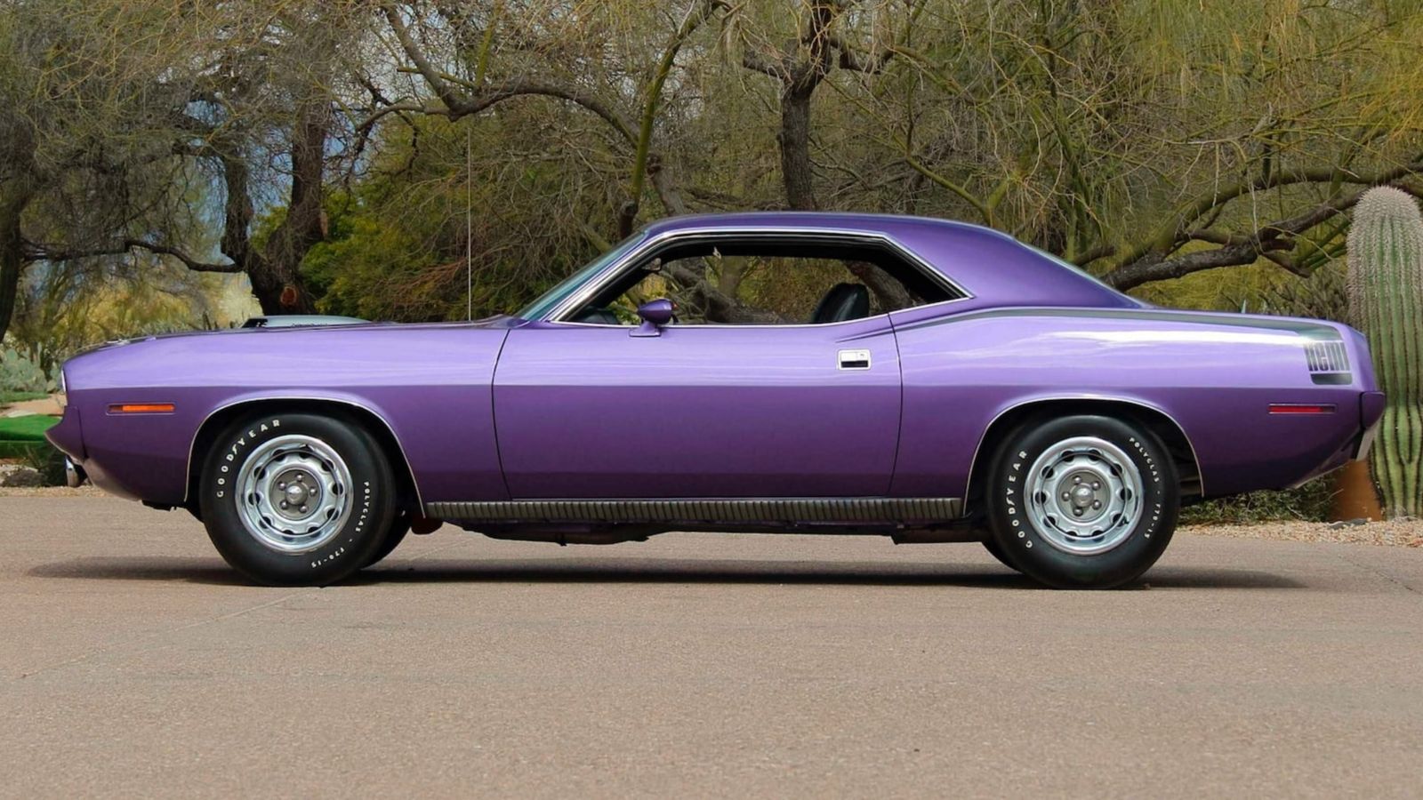 Mecum’s Glendale Auction Is Selling A Super Rare Hemi ’Cuda