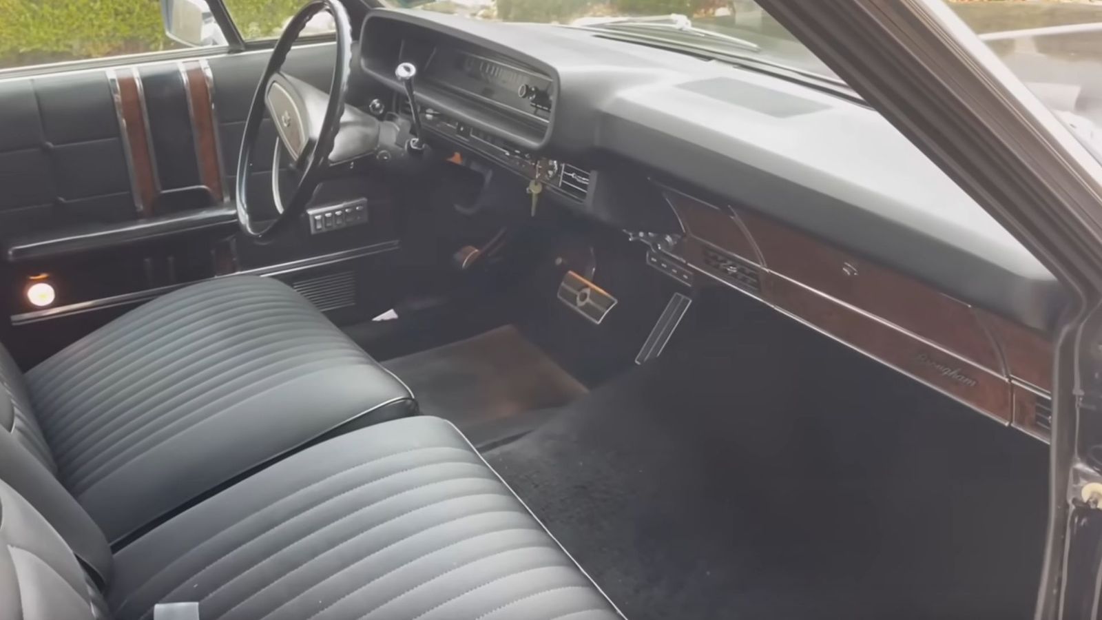 1968 Ford LTD Brougham Barn Find Gets Rescued