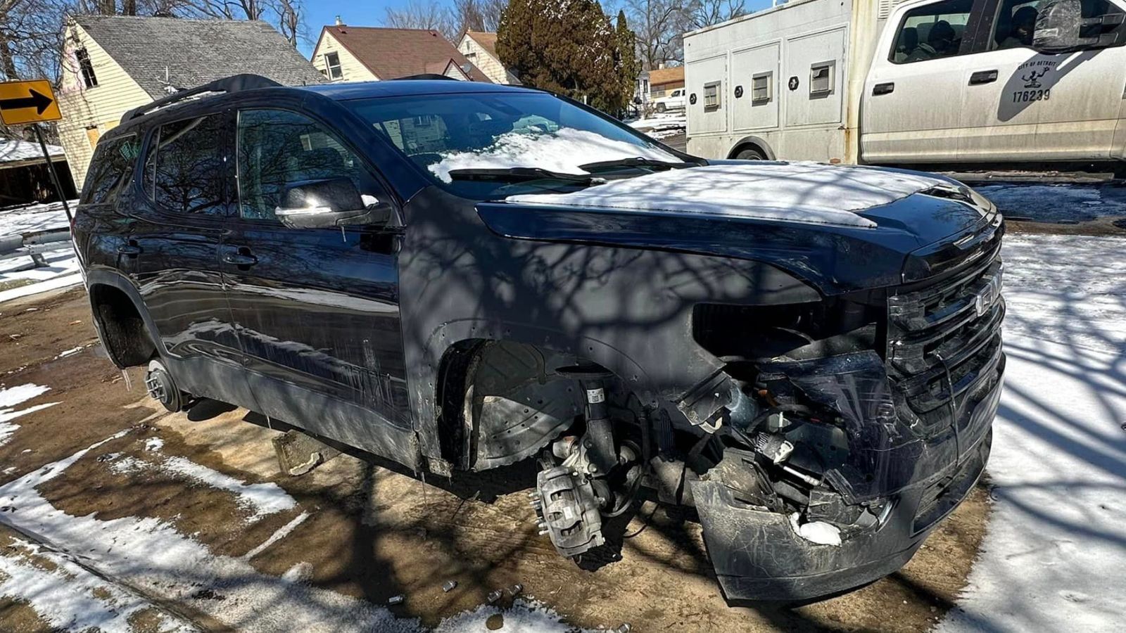 Thieves Are Hacking Cars Through Headlights