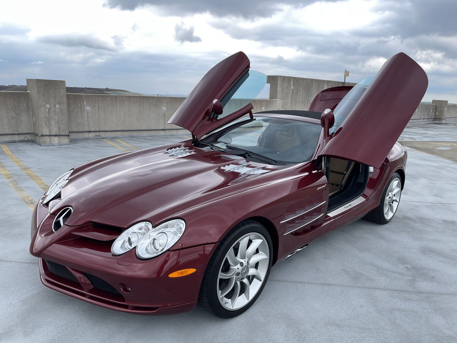 Paint-To-Sample Mercedes-Benz SLR McLaren