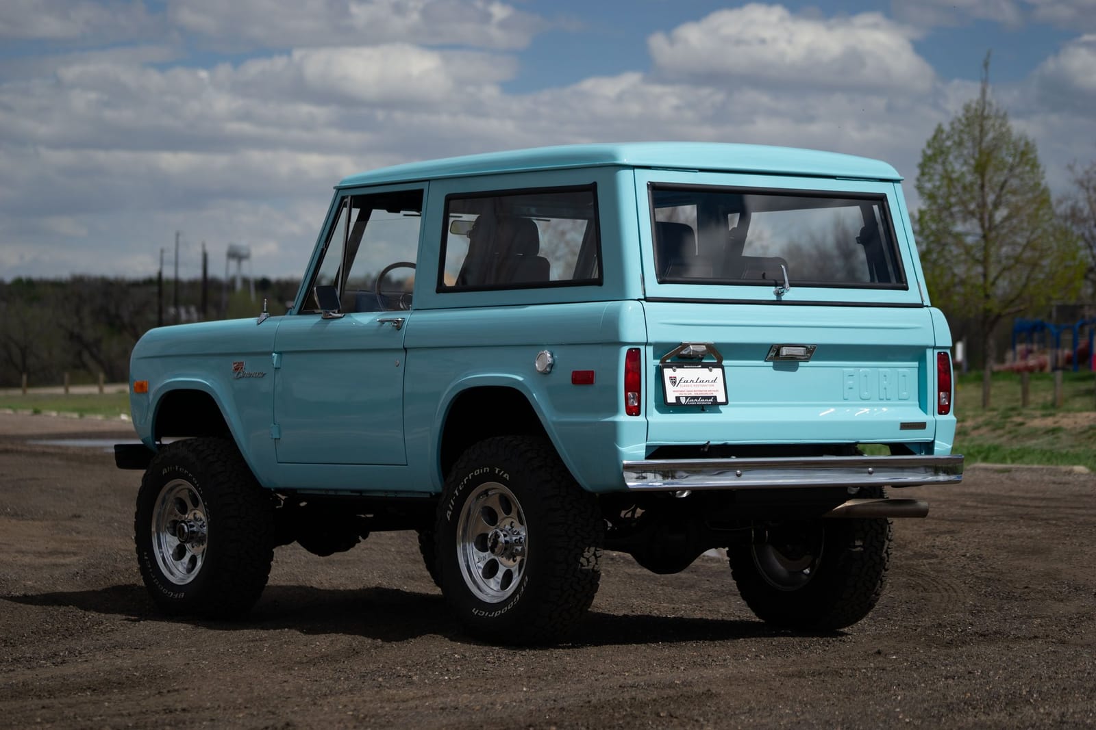 The Perfect Bronco - The Perfect Location