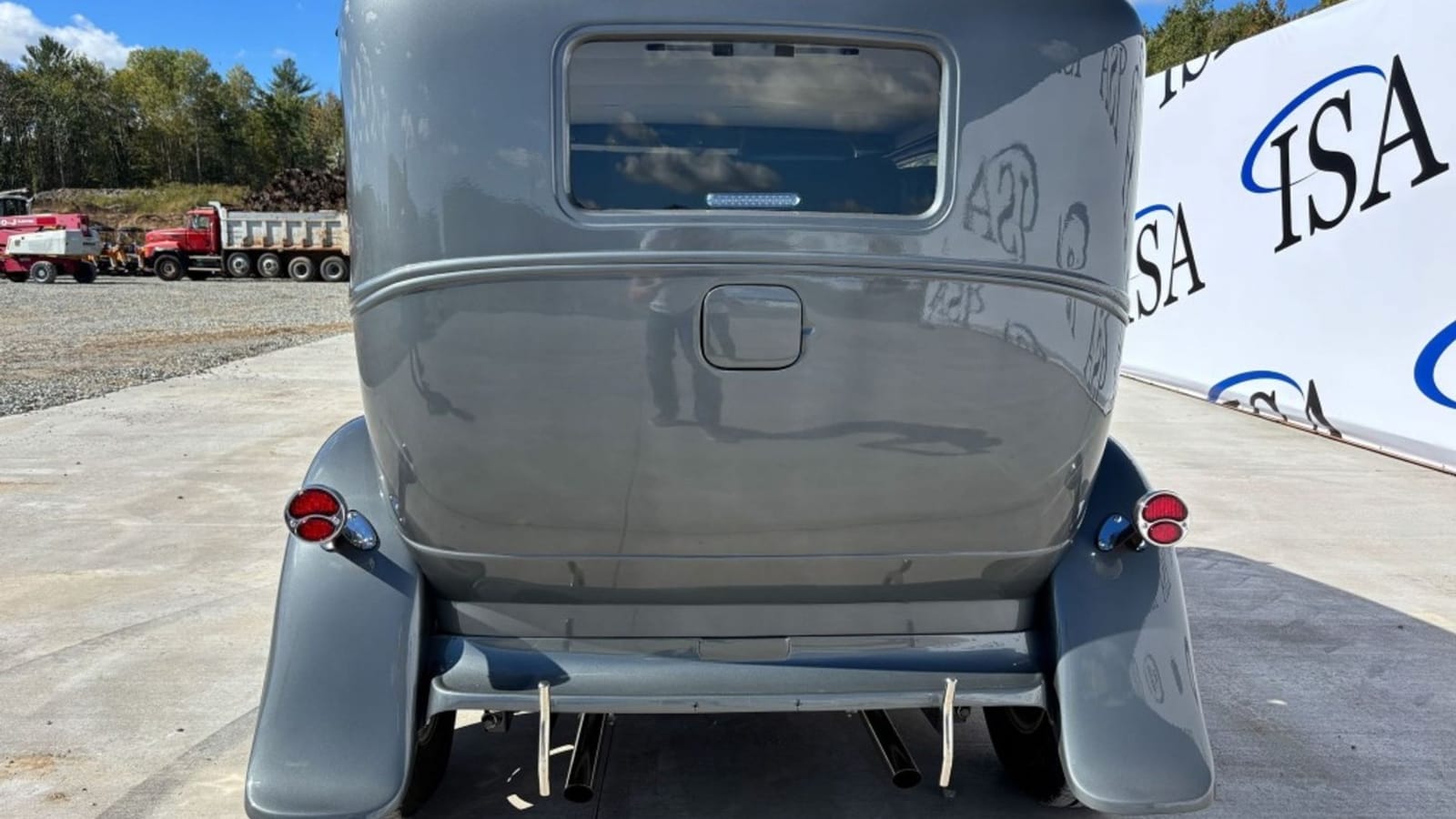 1931 Ford Model A Sedan Restomod At ISA's Annual Fall Classic Car Auction