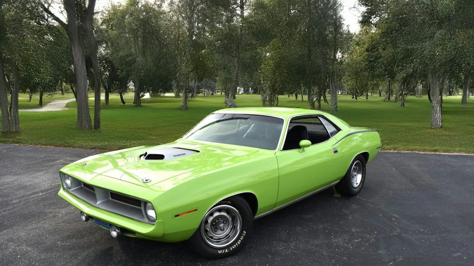 Dive into the Legacy of the 1970 Plymouth 'Cuda 440-6 Coupe: A Muscle ...