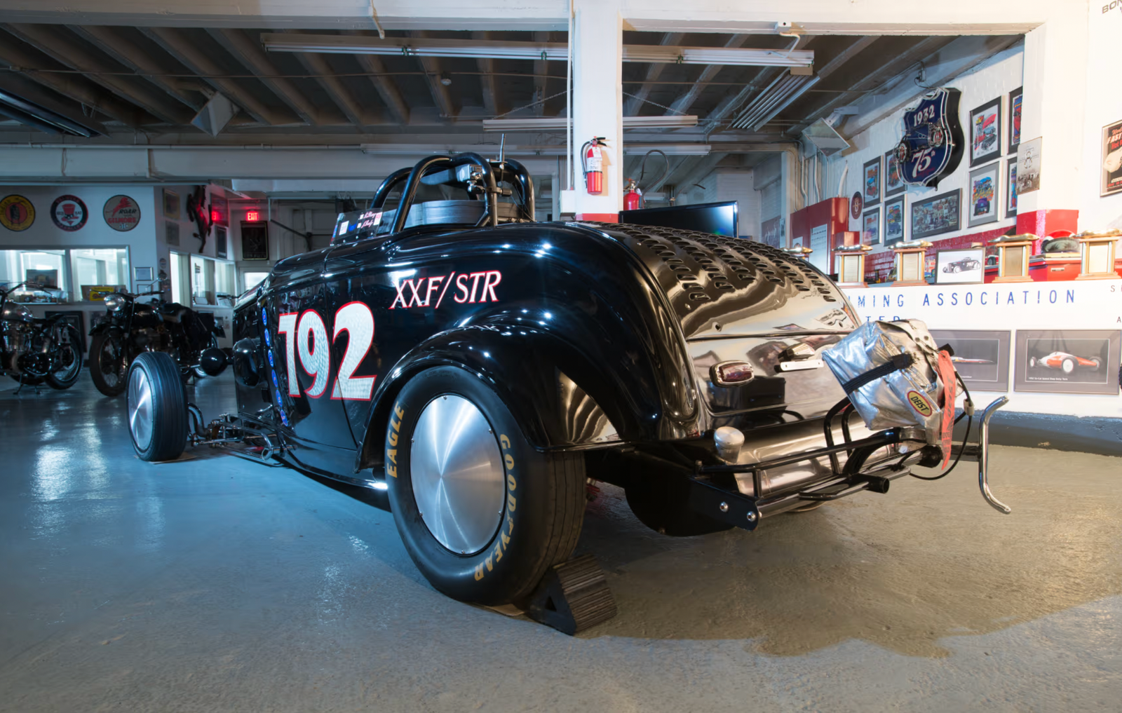 The Richard V. Munz Collection