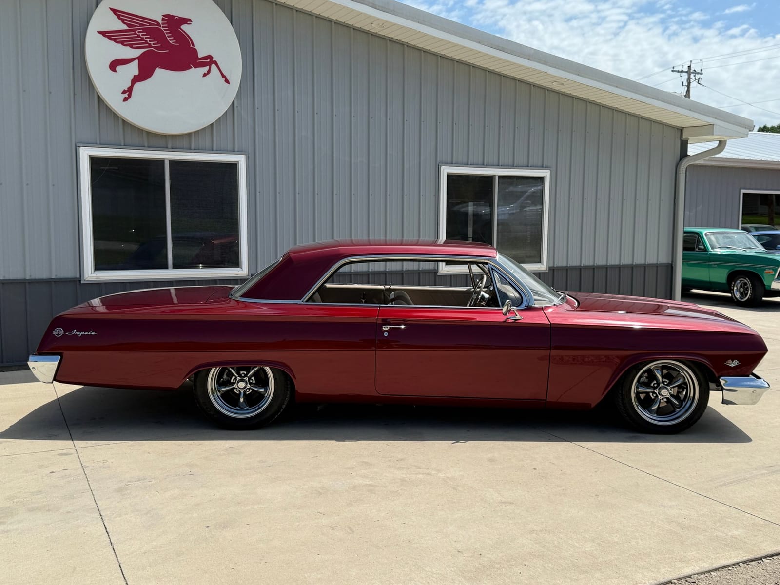 Modern Muscle Meets Vintage Cool: 1962 Chevrolet Impala Restomod Built ...