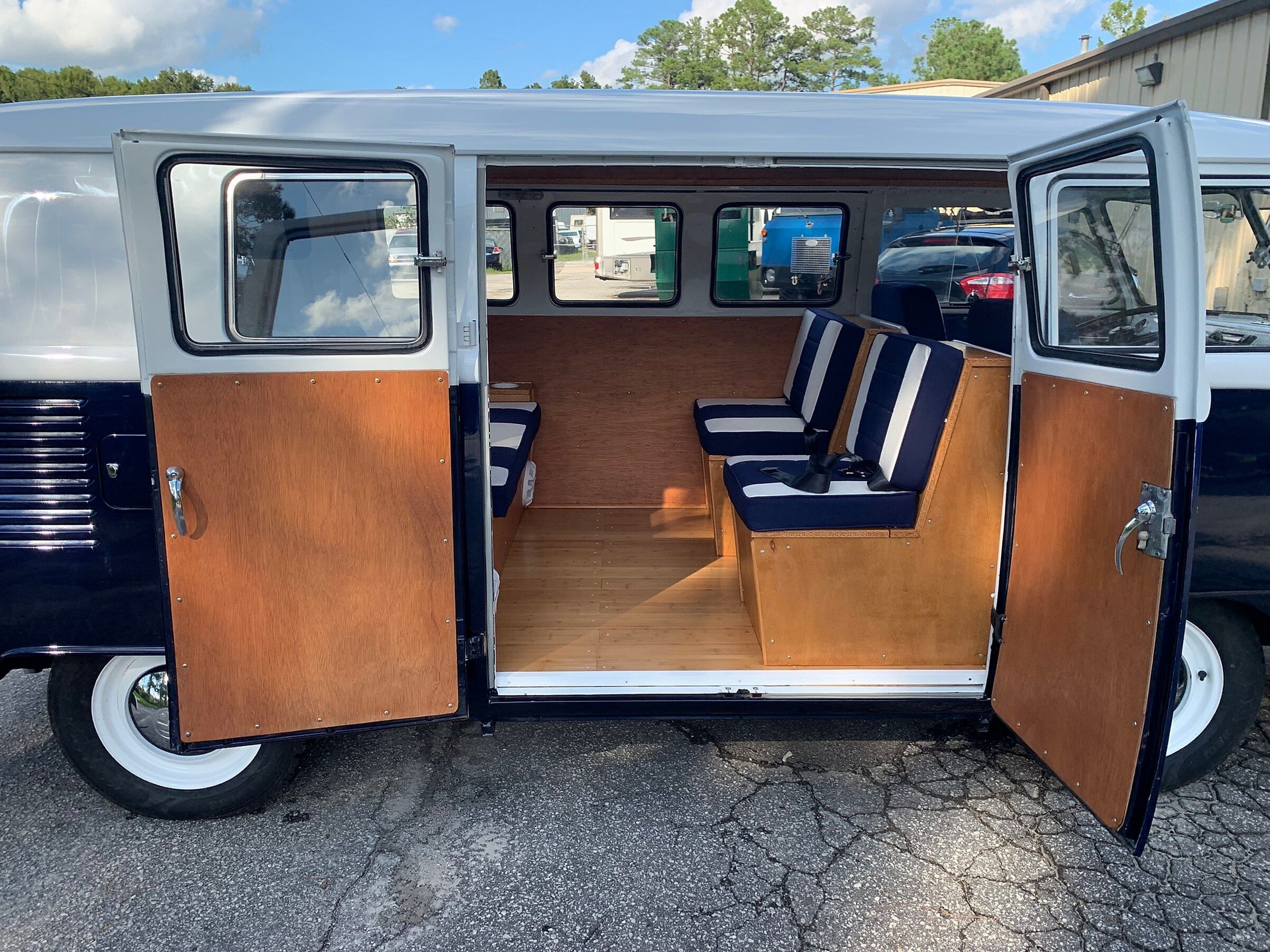 This Classic Volkswagen Microbus Has Never Looked So Good