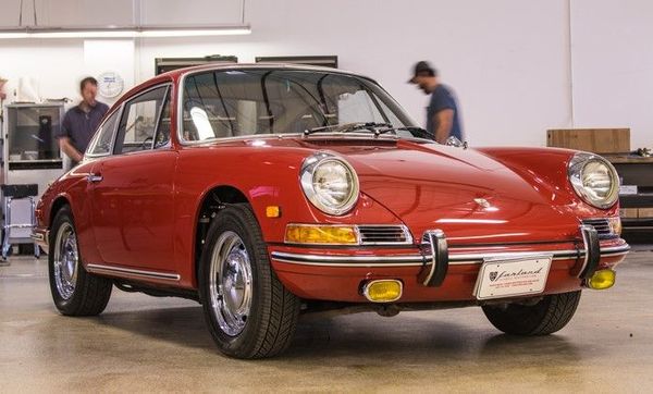 Check Out This Beautifully Restored 1968 Porsche 912