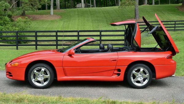 Enjoy Open-Air Driving In This Rare 1995 Mitsubishi 3000GT Spyder