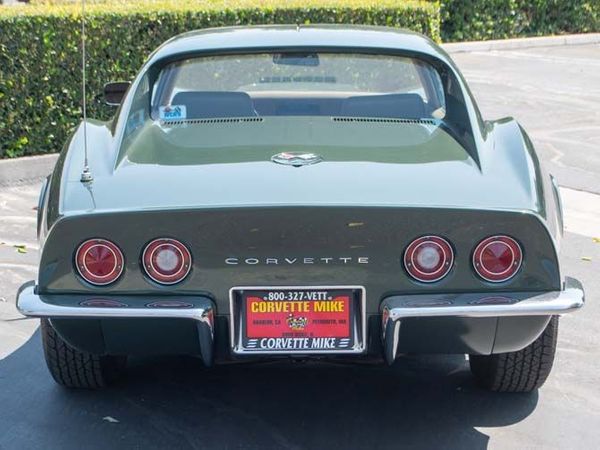 Restored 1969 Chevrolet Corvette Looks Great With Factory Sidepipes