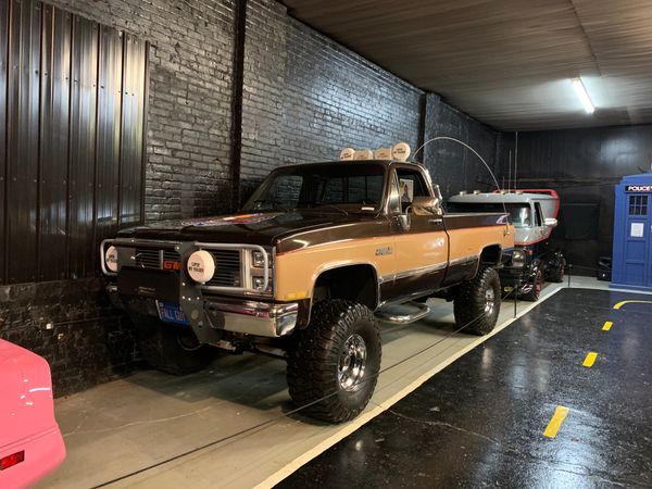 Motorious Visits With Rusty's TV And Movie Car Museum