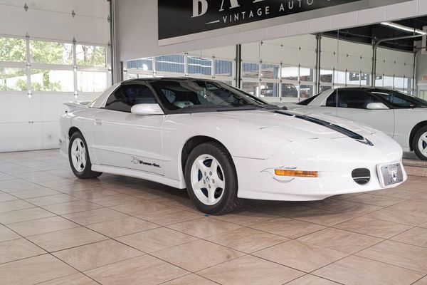 Own/Drive/Crush: '90s Pony Cars