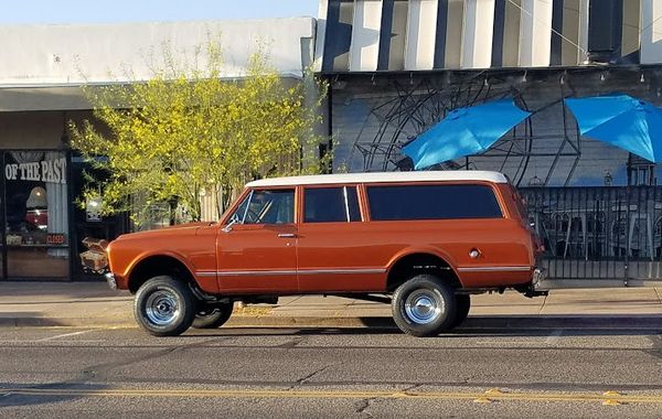 1967 Chevrolet Suburban Is The Best Of Vintage SUV Goodness