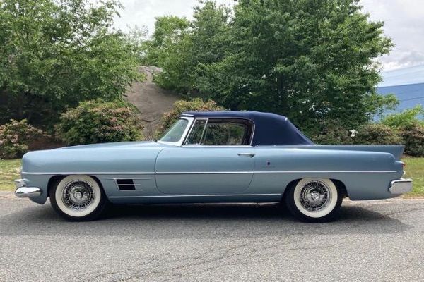 Stunning Dual-Ghia Selling On Bring A Trailer