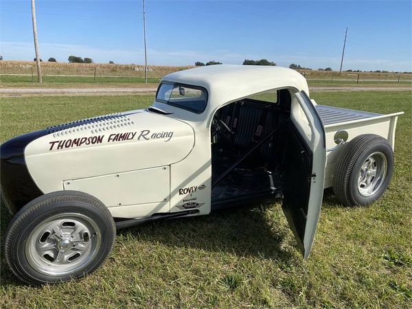 This Ford Truck Holds Land Speed Records
