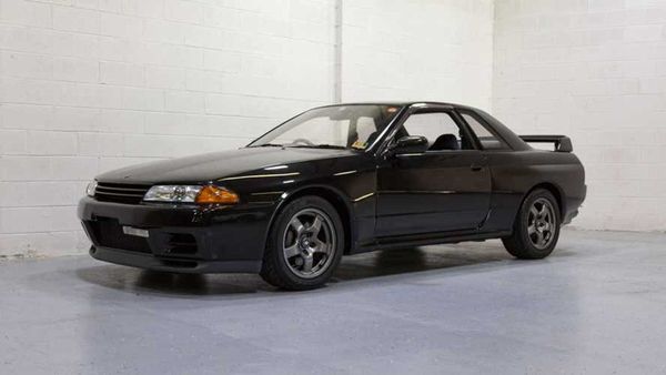 Subtly Modified R32 Godzilla Celebrates Its 30th Birthday And Could Be ...