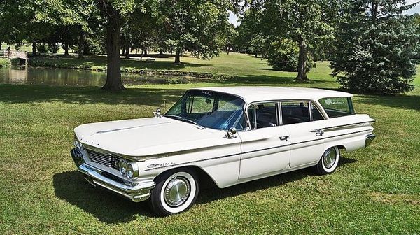 The Saratoga Motorcar Auction Will Feature A Great Variety Of Pontiacs