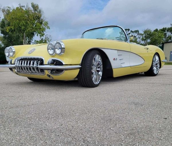 1953 Chevrolet Corvette Is Freshly Restored