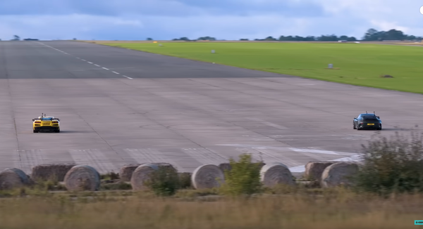 Corvette Z06 Edges Out Porsche 911 GT3 in Head-to-Head Drag Race